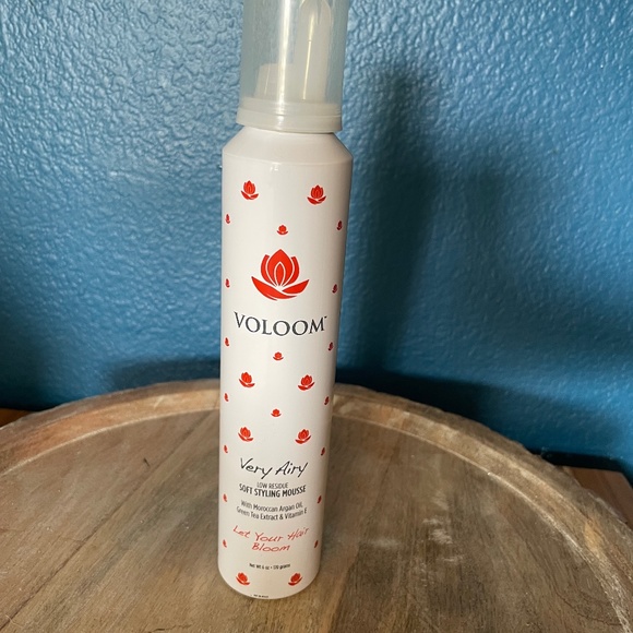 Voloom | Hair | Voloom Very Airy Low Residue Soft Styling Mousse | Poshmark